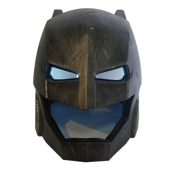 1:1 Scale Armored Batman Helmet | Toy Popa